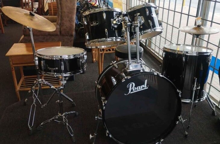 Tama vs Pearl vs Ludwig – Whose Drum Kits are Ideal for You?
